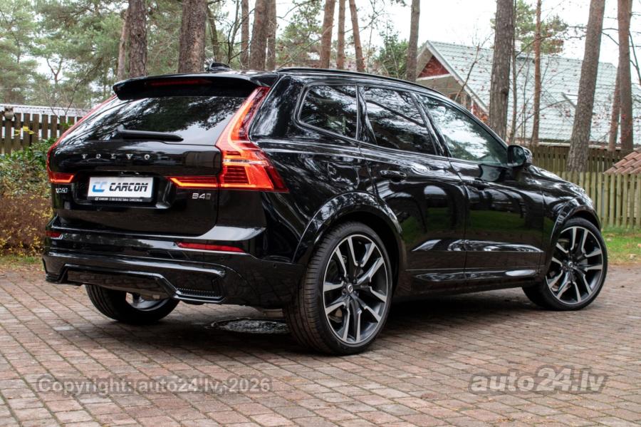 Melns Volvo XC60 2024 Tallina, ar dzinēja tilpumu 2.00 L un nobraukumu 28 tūkst. km par 56880 €, foto 3 vietnē AUTOMOTO.COM.LV