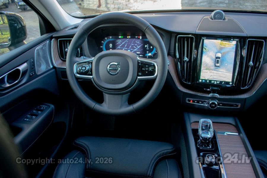Melns Volvo XC60 2024 Tallina, ar dzinēja tilpumu 2.00 L un nobraukumu 28 tūkst. km par 56880 €, foto 4 vietnē AUTOMOTO.COM.LV