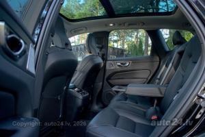 Melns Volvo XC60 2024 Tallina, ar dzinēja tilpumu 2.00 L un nobraukumu 28 tūkst. km par 56880 €, foto 5 vietnē AUTOMOTO.COM.LV