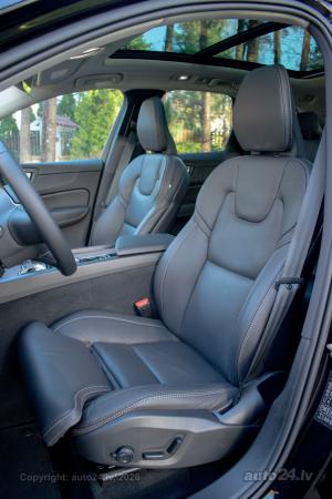Melns Volvo XC60 2024 Tallina, ar dzinēja tilpumu 2.00 L un nobraukumu 28 tūkst. km par 56880 €, foto 11 vietnē AUTOMOTO.COM.LV