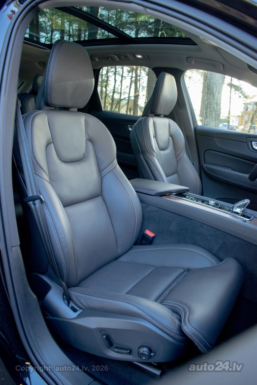 Melns Volvo XC60 2024 Tallina, ar dzinēja tilpumu 2.00 L un nobraukumu 28 tūkst. km par 56880 €, foto 12 vietnē AUTOMOTO.COM.LV