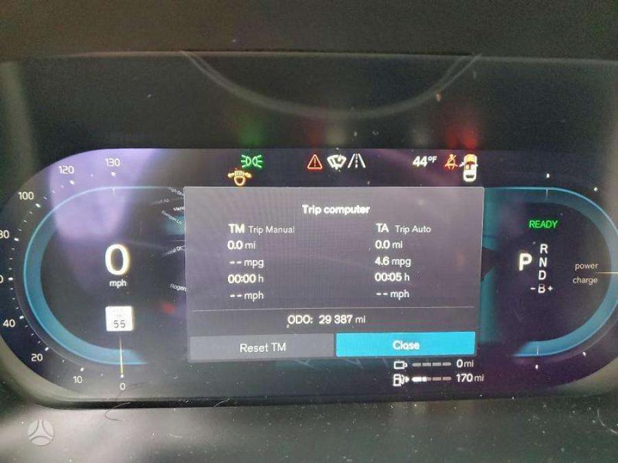 Black Volvo XC60 2024 in Klaipeda, with an engine capacity of 1.97 L and mileage of 29 thousand km for 10000 €, photo 10 on AUTOMOTO.COM.LV