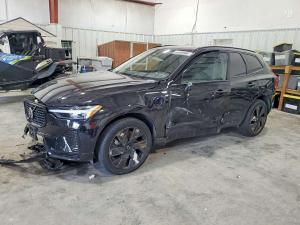 Melns Volvo XC60 2024 Klaipėda, ar dzinēja tilpumu 1.97 L un nobraukumu 25 tūkst. km par 15700 €, foto  vietnē AUTOMOTO.COM.LV