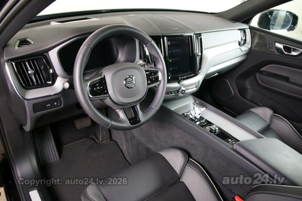 Вольво ХС60 2024 в Пярну на AUTOMOTO.COM.LV Черный Вольво ХС60 2024 в Пярну, объемом двигателя 2.00 л и пробегом 14 тыс. км за 54990 €, фото 9 на AUTOMOTO.COM.LV