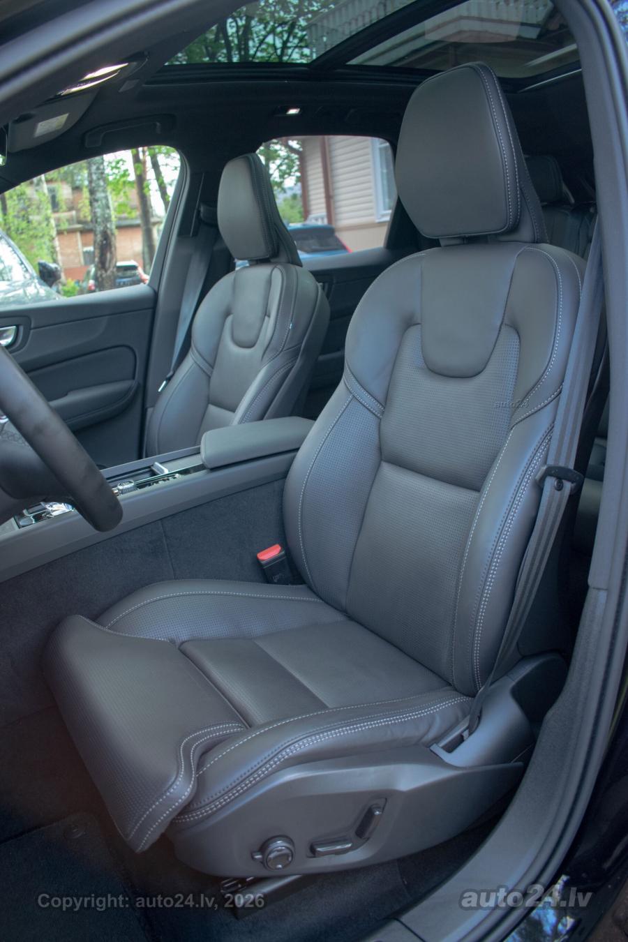 Melns Volvo XC60 2025 Tallina, ar dzinēja tilpumu 2.00 L un nobraukumu 22 tūkst. km par 64990 €, foto 11 vietnē AUTOMOTO.COM.LV