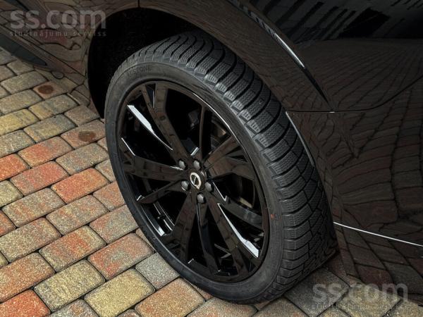 Black Volvo XC60 2025 in Riga, with an engine capacity of 2.00 L and mileage of 49 thousand km for 42500 €, photo 9 on AUTOMOTO.COM.LV