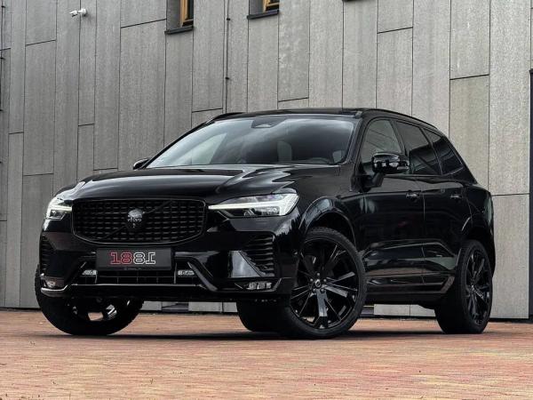 Black Volvo XC60 2025 in Riga, with an engine capacity of 2.00 L and mileage of 49 thousand km for 42500 €, photo 1 on AUTOMOTO.COM.LV