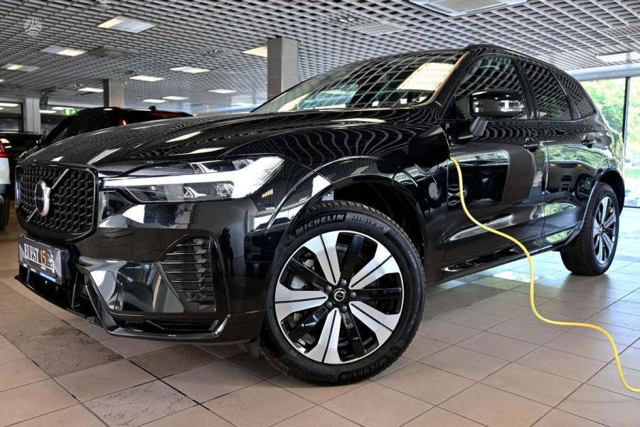 Melns Volvo XC60 2025 Tallina, ar dzinēja tilpumu 0.00 L un nobraukumu 24 tūkst. km par 52890 €, foto 5 vietnē AUTOMOTO.COM.LV