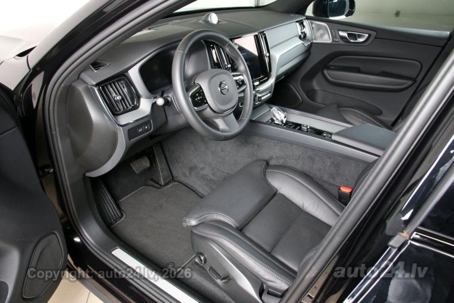 Black Volvo XC60 2025 in Tallinn, with an engine capacity of 2.00 L and mileage of 23 thousand km for 62990 €, photo 8 on AUTOMOTO.COM.LV