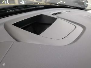 Black Volvo XC60 2026 in Siauliai, with an engine capacity of 1.97 L and mileage of 0 thousand km for 48450 €, photo 9 on AUTOMOTO.COM.LV