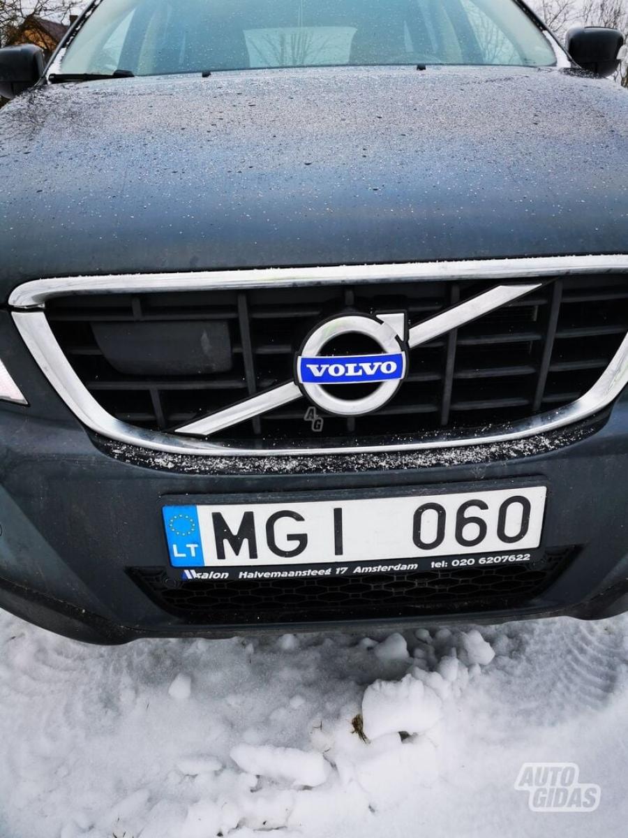 Melns Volvo XC60 2010 Viļņa, ar dzinēja tilpumu 2.00 L un nobraukumu 340 tūkst. km par 6200 €, foto 9 vietnē AUTOMOTO.COM.LV