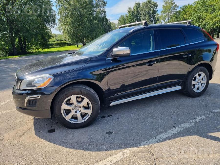 Melns Volvo XC60 2013 Rīga, ar dzinēja tilpumu 2.40 L un nobraukumu 171 tūkst. km par 12400 €, foto 1 vietnē AUTOMOTO.COM.LV