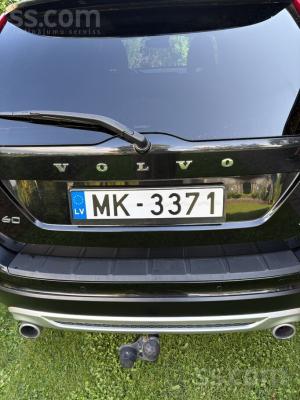 Melns Volvo XC60 2013 Rīga, ar dzinēja tilpumu 2.40 L un nobraukumu 171 tūkst. km par 12400 €, foto 5 vietnē AUTOMOTO.COM.LV