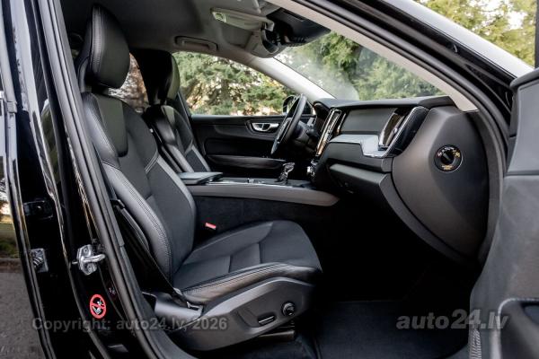 Melns Volvo XC60 2018 Pērnava, ar dzinēja tilpumu 2.00 L un nobraukumu 194 tūkst. km par 19700 €, foto 10 vietnē AUTOMOTO.COM.LV