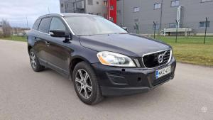 Black Volvo XC60 2010 in Telschi, with an engine capacity of 2.00 L and mileage of 363 thousand km for 4700 €, photo 3 on AUTOMOTO.COM.LV