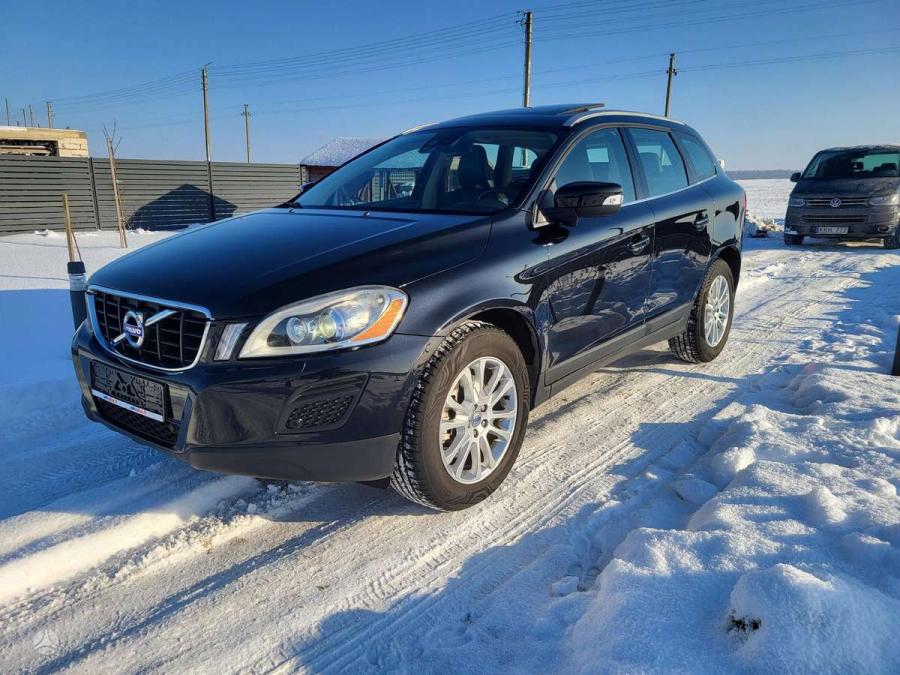 Melns Volvo XC60 2011 Viļņa, ar dzinēja tilpumu 2.40 L un nobraukumu 278 tūkst. km par 7499 €, foto 3 vietnē AUTOMOTO.COM.LV