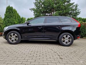 Black Volvo XC60 2013 in Klaipeda, with an engine capacity of 2.00 L and mileage of 251 thousand km for 9999 €, photo 9 on AUTOMOTO.COM.LV