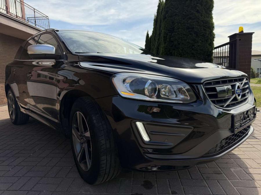 Melns Volvo XC60 2014 Alīta, ar dzinēja tilpumu 2.00 L un nobraukumu 230 tūkst. km par 13500 €, foto 14 vietnē AUTOMOTO.COM.LV