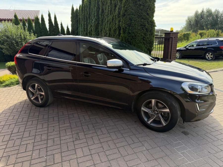 Melns Volvo XC60 2014 Alīta, ar dzinēja tilpumu 2.00 L un nobraukumu 230 tūkst. km par 13500 €, foto 16 vietnē AUTOMOTO.COM.LV