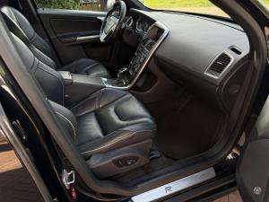 Melns Volvo XC60 2014 Alīta, ar dzinēja tilpumu 2.00 L un nobraukumu 230 tūkst. km par 13500 €, foto 26 vietnē AUTOMOTO.COM.LV