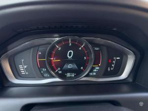 Melns Volvo XC60 2014 Alīta, ar dzinēja tilpumu 2.00 L un nobraukumu 230 tūkst. km par 13500 €, foto 39 vietnē AUTOMOTO.COM.LV