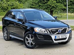 Melns Volvo XC60 2011 Ogre, ar dzinēja tilpumu 2.40 L un nobraukumu 283 tūkst. km par 9270 €, foto  vietnē AUTOMOTO.COM.LV