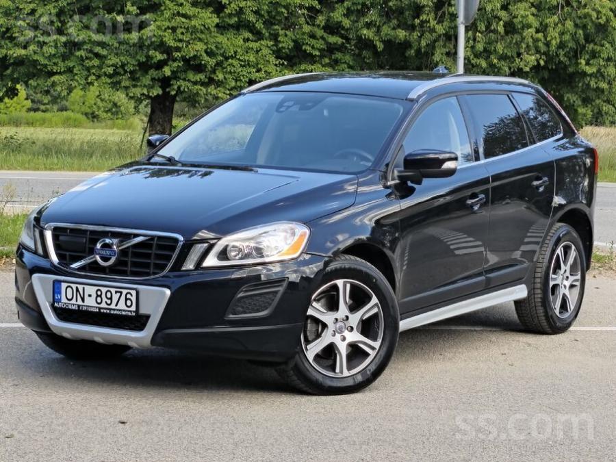 Melns Volvo XC60 2011 Ogre, ar dzinēja tilpumu 2.40 L un nobraukumu 283 tūkst. km par 9270 €, foto 4 vietnē AUTOMOTO.COM.LV