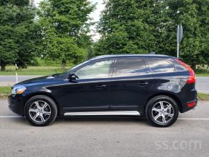 Melns Volvo XC60 2011 Ogre, ar dzinēja tilpumu 2.40 L un nobraukumu 283 tūkst. km par 9270 €, foto 6 vietnē AUTOMOTO.COM.LV