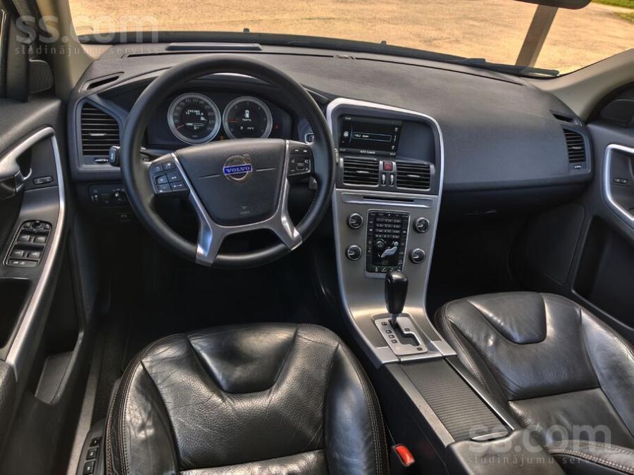 Melns Volvo XC60 2011 Ogre, ar dzinēja tilpumu 2.40 L un nobraukumu 283 tūkst. km par 9270 €, foto 15 vietnē AUTOMOTO.COM.LV