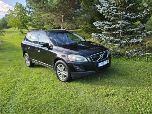 Melns Volvo XC60 2010 Šauļi, ar dzinēja tilpumu 2.40 L un nobraukumu 348 tūkst. km par 5900 €, foto  vietnē AUTOMOTO.COM.LV