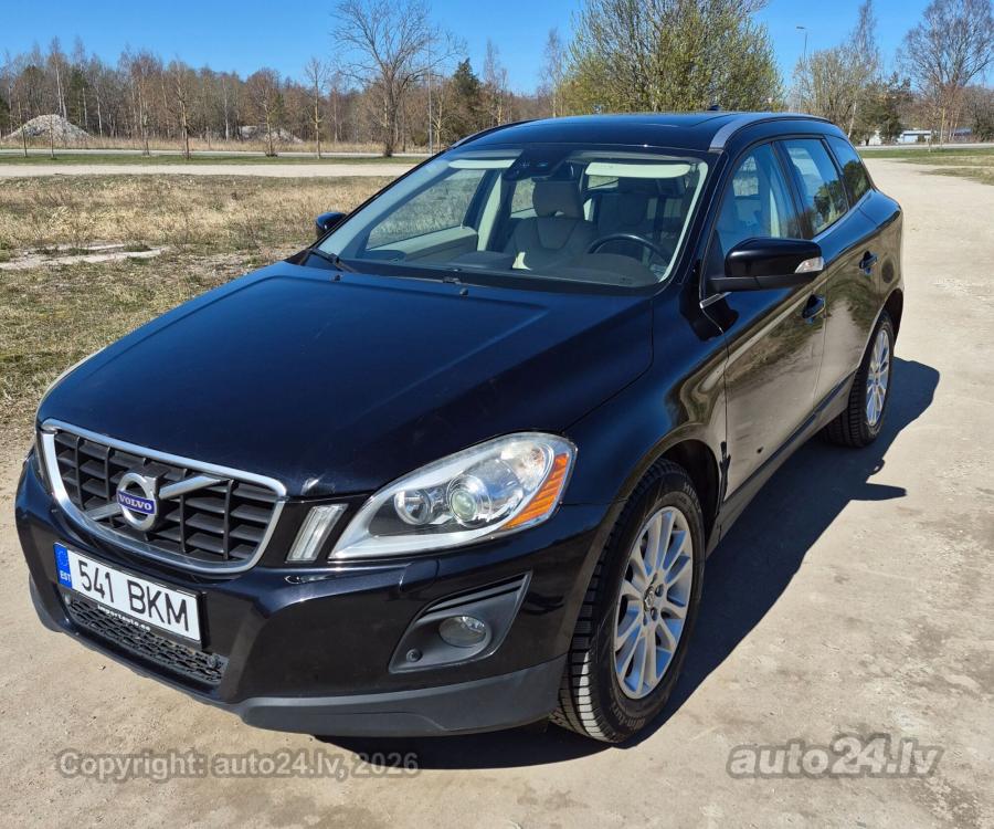 Black Volvo XC60 2009 in Tallinn, with an engine capacity of 2.40 L and mileage of 260 thousand km for 7490 €, photo 3 on AUTOMOTO.COM.LV
