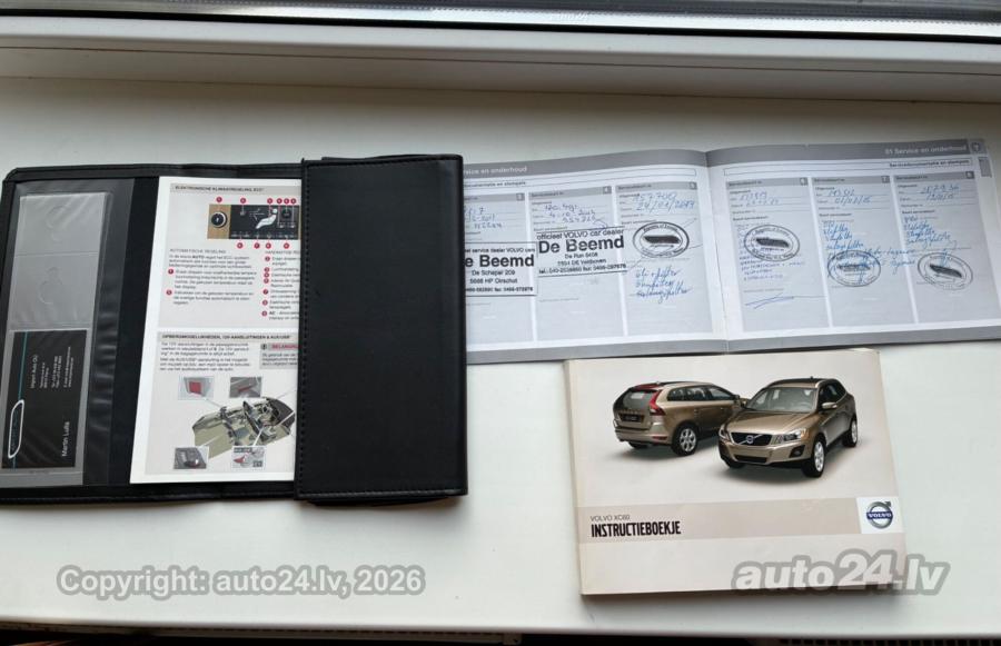 Melns Volvo XC60 2009 Tallina, ar dzinēja tilpumu 2.40 L un nobraukumu 380 tūkst. km par 6990 €, foto 16 vietnē AUTOMOTO.COM.LV