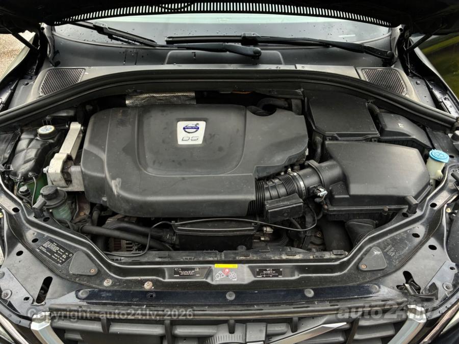 Melns Volvo XC60 2009 Tallina, ar dzinēja tilpumu 2.40 L un nobraukumu 380 tūkst. km par 6990 €, foto 19 vietnē AUTOMOTO.COM.LV
