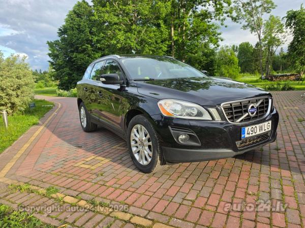 Melns Volvo XC60 2009 Pērnava, ar dzinēja tilpumu 2.40 L un nobraukumu 278 tūkst. km par 6900 €, foto 2 vietnē AUTOMOTO.COM.LV