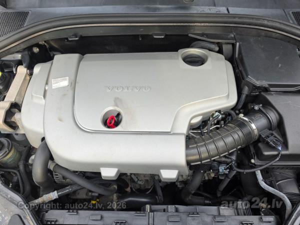 Melns Volvo XC60 2009 Pērnava, ar dzinēja tilpumu 2.40 L un nobraukumu 278 tūkst. km par 6900 €, foto 6 vietnē AUTOMOTO.COM.LV
