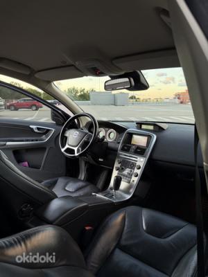 Melns Volvo XC60 2009 Tallina, ar dzinēja tilpumu 0.13 L un nobraukumu 288 tūkst. km par 7500 €, foto 11 vietnē AUTOMOTO.COM.LV