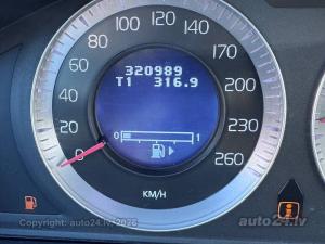 Черный Вольво ХС60 2009 в Таллин, объемом двигателя 2.40 л и пробегом 321 тыс. км за 6000 €, фото 13 на AUTOMOTO.COM.LV