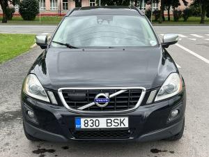 Black Volvo XC60 2009 in Narva, with an engine capacity of 2.40 L and mileage of 322 thousand km for 5499 €, photo 4 on AUTOMOTO.COM.LV