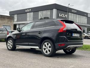 Black Volvo XC60 2009 in Narva, with an engine capacity of 2.40 L and mileage of 322 thousand km for 5499 €, photo 7 on AUTOMOTO.COM.LV