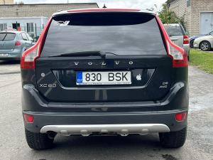 Black Volvo XC60 2009 in Narva, with an engine capacity of 2.40 L and mileage of 322 thousand km for 5499 €, photo 9 on AUTOMOTO.COM.LV