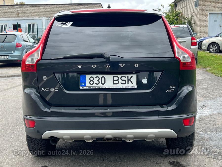 Melns Volvo XC60 2009 Narva, ar dzinēja tilpumu 2.40 L un nobraukumu 322 tūkst. km par 5499 €, foto 4 vietnē AUTOMOTO.COM.LV