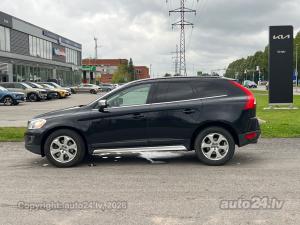 Melns Volvo XC60 2009 Narva, ar dzinēja tilpumu 2.40 L un nobraukumu 322 tūkst. km par 5499 €, foto 9 vietnē AUTOMOTO.COM.LV