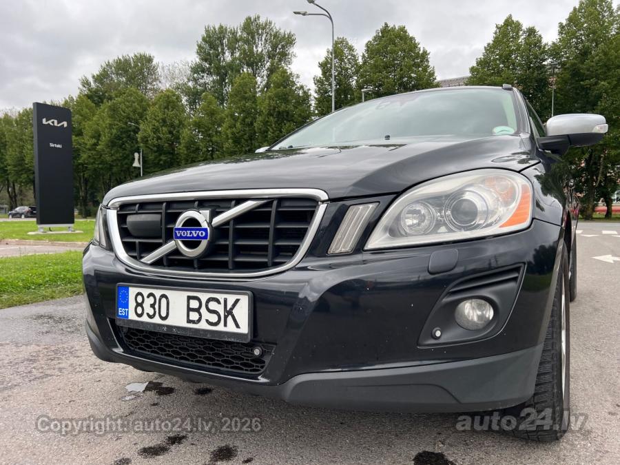 Melns Volvo XC60 2009 Narva, ar dzinēja tilpumu 2.40 L un nobraukumu 322 tūkst. km par 5499 €, foto 11 vietnē AUTOMOTO.COM.LV