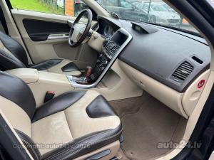 Melns Volvo XC60 2009 Narva, ar dzinēja tilpumu 2.40 L un nobraukumu 322 tūkst. km par 5499 €, foto 18 vietnē AUTOMOTO.COM.LV