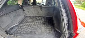 Melns Volvo XC60 2010 Rakvere, ar dzinēja tilpumu 2.40 L un nobraukumu 281 tūkst. km par 9800 €, foto 10 vietnē AUTOMOTO.COM.LV