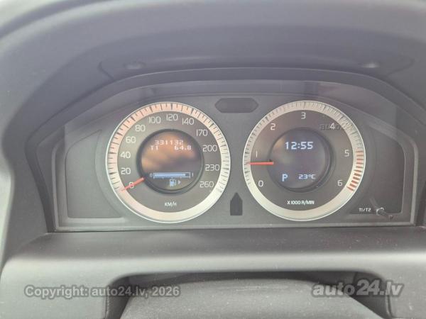 Черный Вольво ХС60 2010 в Таллин, объемом двигателя 2.40 л и пробегом 331 тыс. км за 7999 €, фото 10 на AUTOMOTO.COM.LV