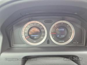 Черный Вольво ХС60 2010 в Таллин, объемом двигателя 2.40 л и пробегом 331 тыс. км за 7999 €, фото 11 на AUTOMOTO.COM.LV