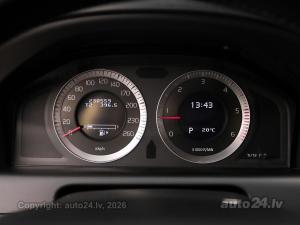 Черный Вольво ХС60 2010 в Таллин, объемом двигателя 2.40 л и пробегом 231 тыс. км за 8500 €, фото 13 на AUTOMOTO.COM.LV
