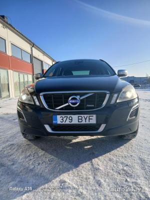 Melns Volvo XC60 2011 Tallina, ar dzinēja tilpumu 2.40 L un nobraukumu 383 tūkst. km par 7000 €, foto  vietnē AUTOMOTO.COM.LV