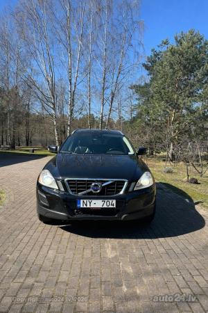 Black Volvo XC60 2011 in Riga, with an engine capacity of 2.40 L and mileage of 240 thousand km for 8500 €, photo  on AUTOMOTO.COM.LV